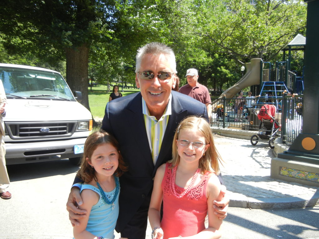 Summer Reading: WGBH-TV & Bark About Books - Trendy Mommies